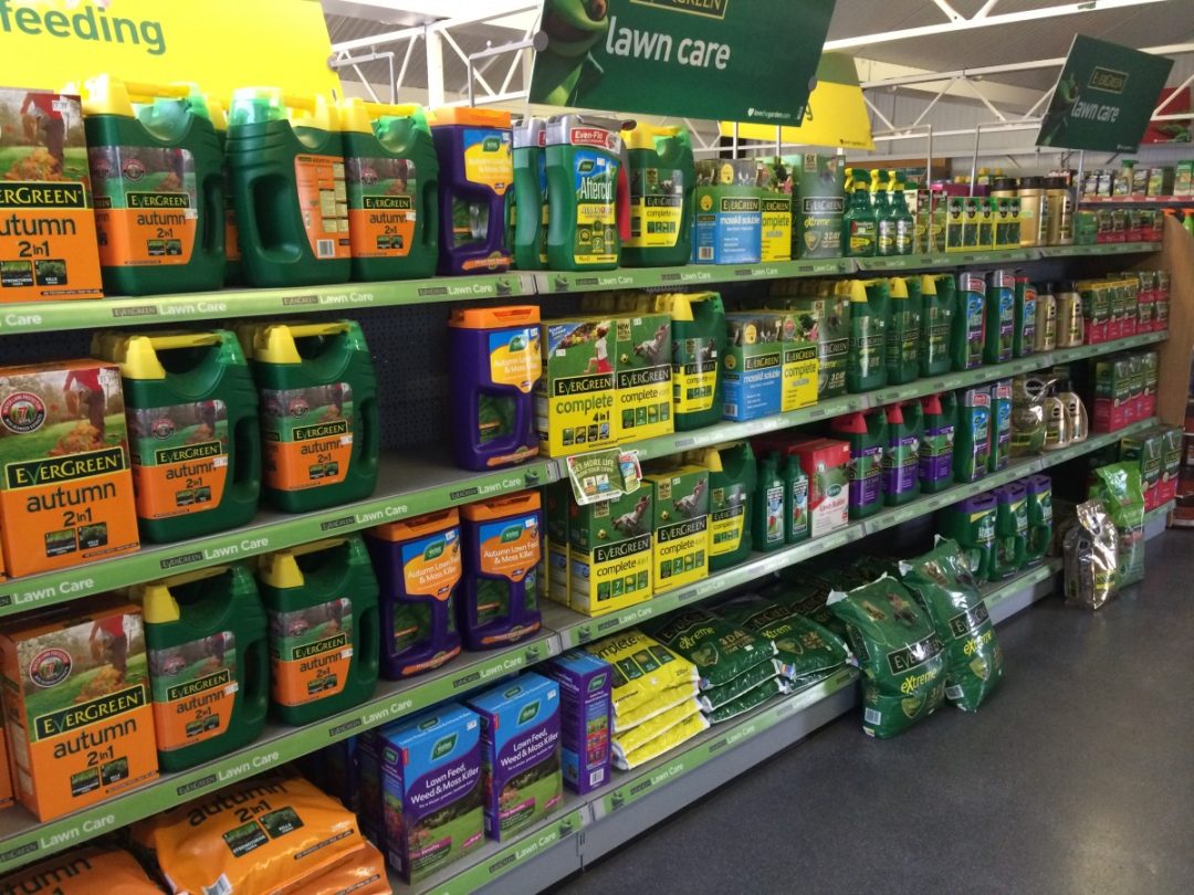 Lawn Care - Embleys Nurseries Traditional Garden Centre
